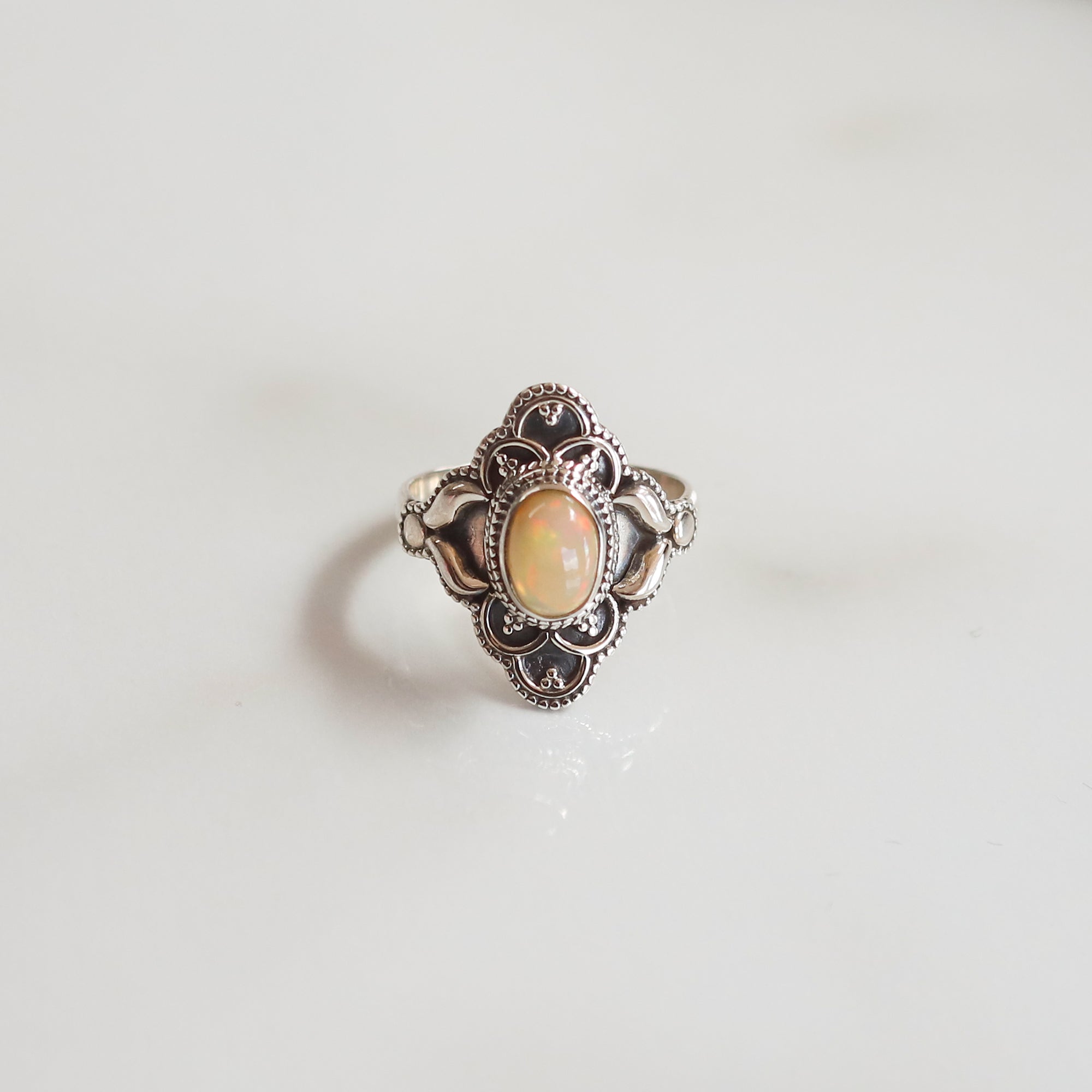 Vintage – Luna Charles